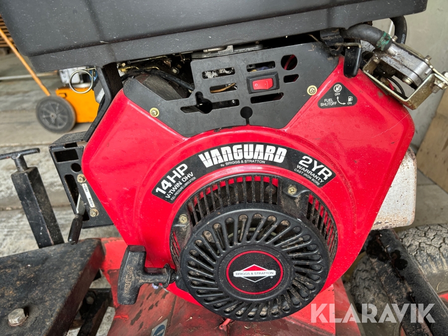 Slaghack Logic MFG300, Staffanstorp, Klaravik auktioner