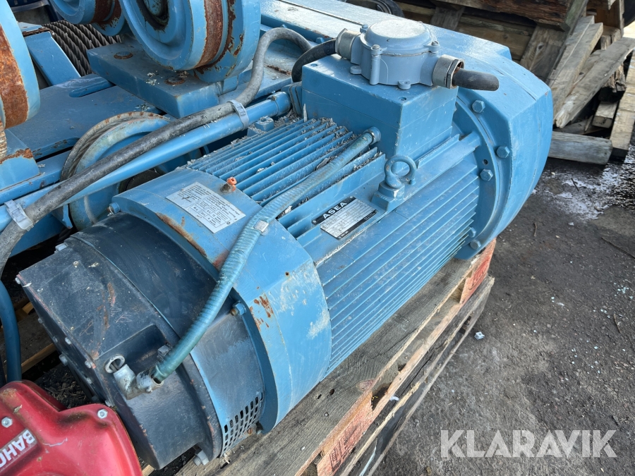 Travers Asea Tmf-e 8241, Avesta, Klaravik auktioner