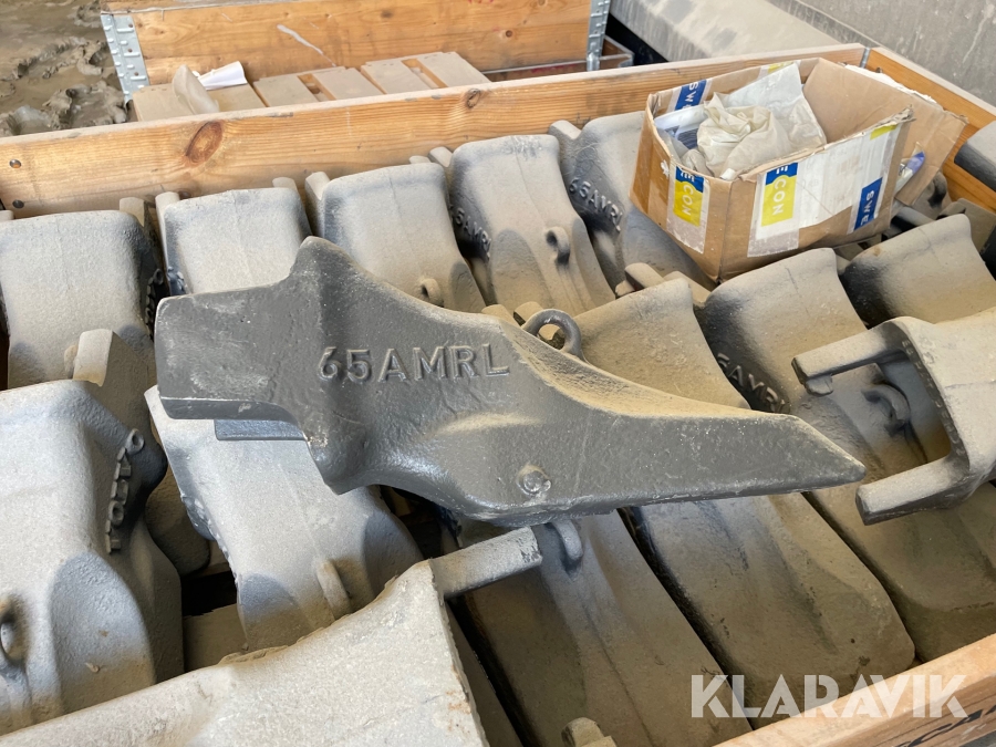 Tänder Volvo 65AMRL 1 st pall