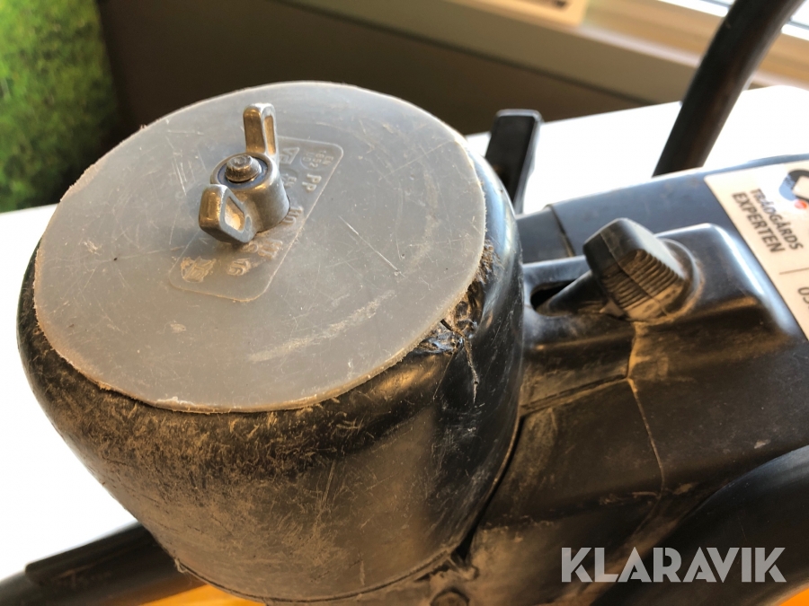 Klaravik Auktioner | Betongkap Wacker BTS11