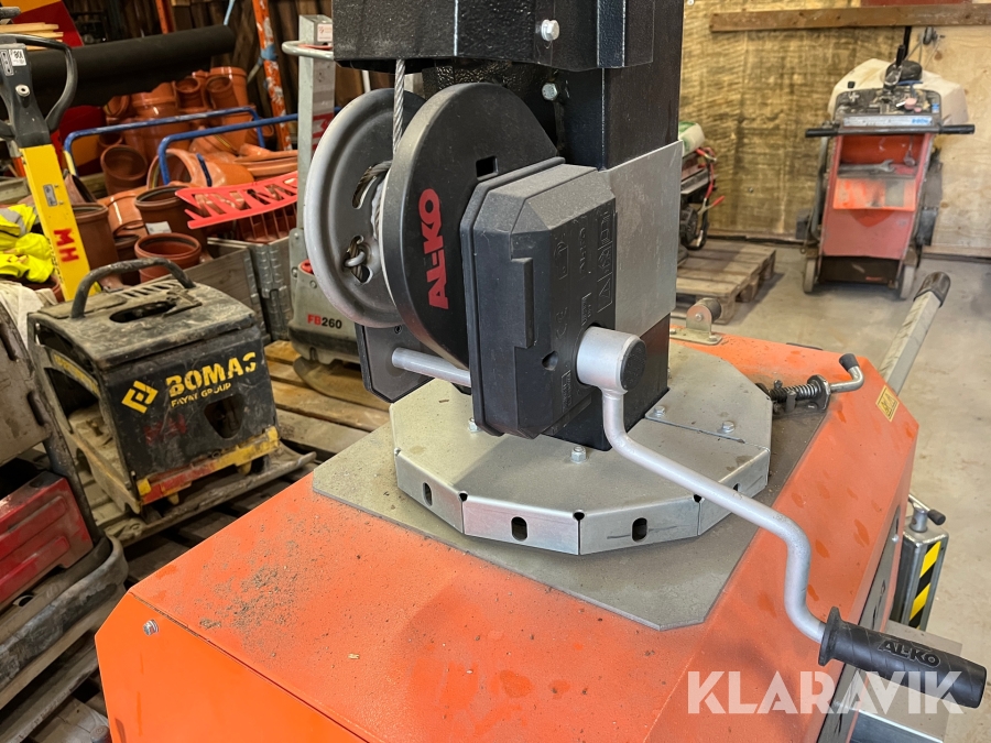 Belysningsmast Satema X-chain, Vallentuna, Klaravik auktione