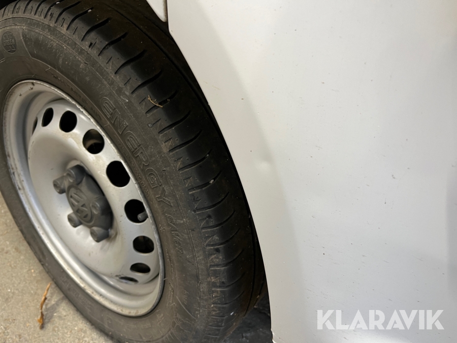 Skåpbil Volkswagen Caddy, Emmaboda, Klaravik auktioner