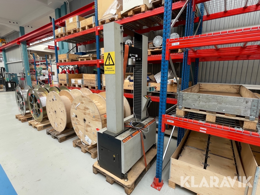 Provdragningsmaskin Instron 4206, Ludvika, Klaravik auktione