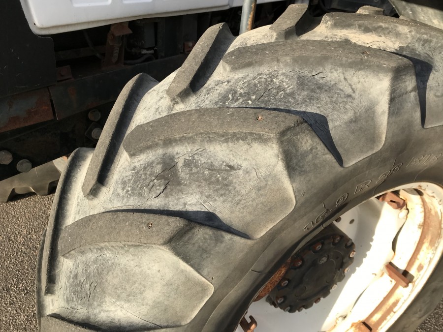 Traktor Valmet 8600-4