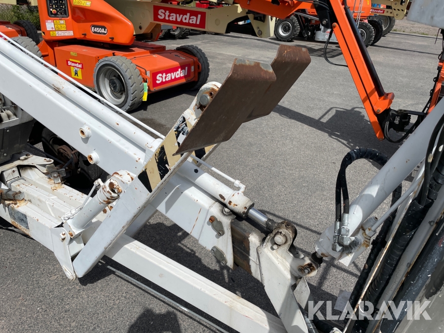 Klaravik Auktioner | Släpvagnslift Dino 105T