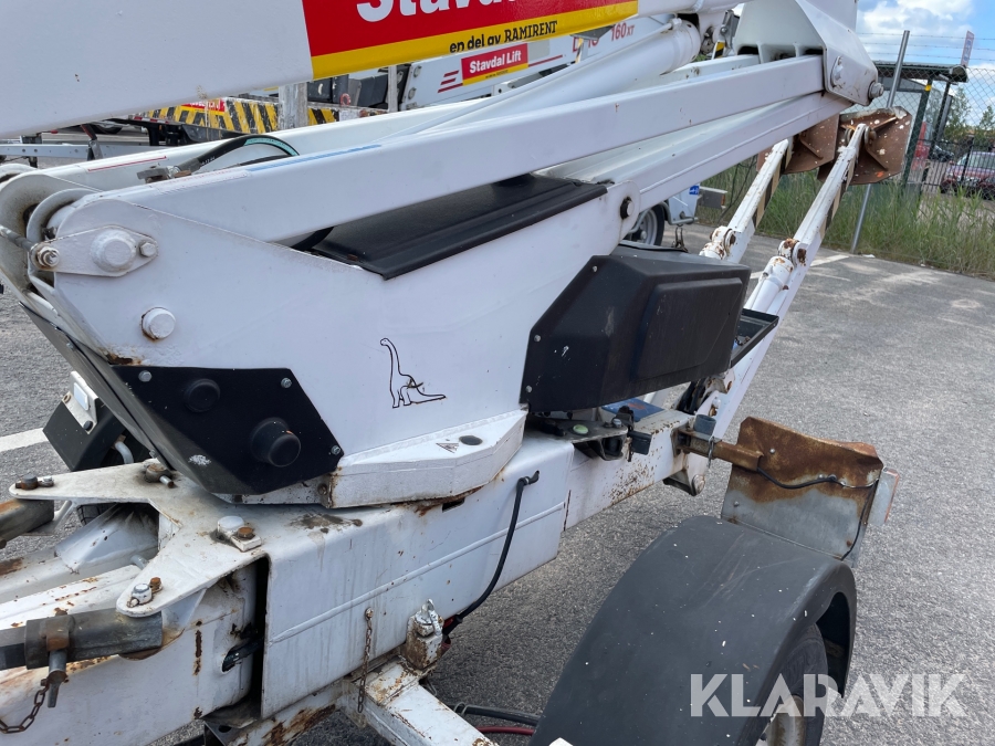 Klaravik Auktioner | Släpvagnslift Dino 105T