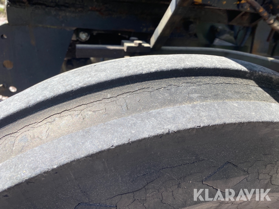Traktor Ferguson 188 med lastare