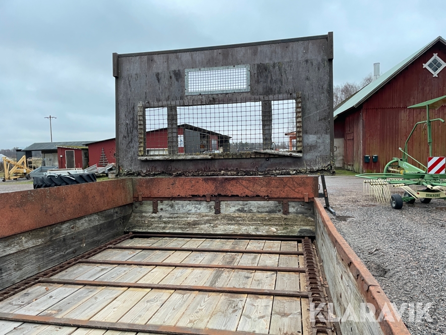 Stallgödselspridare Solus, Örebro, Klaravik auktioner