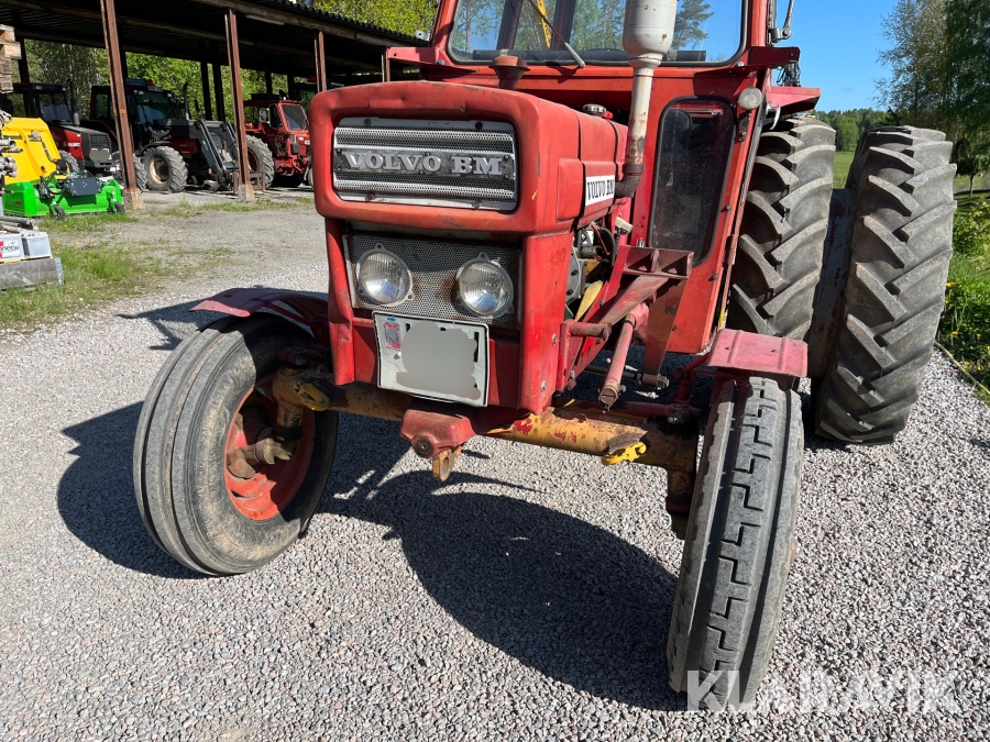 Traktor Volvo BM T 430, Norrtälje, Klaravik auktioner