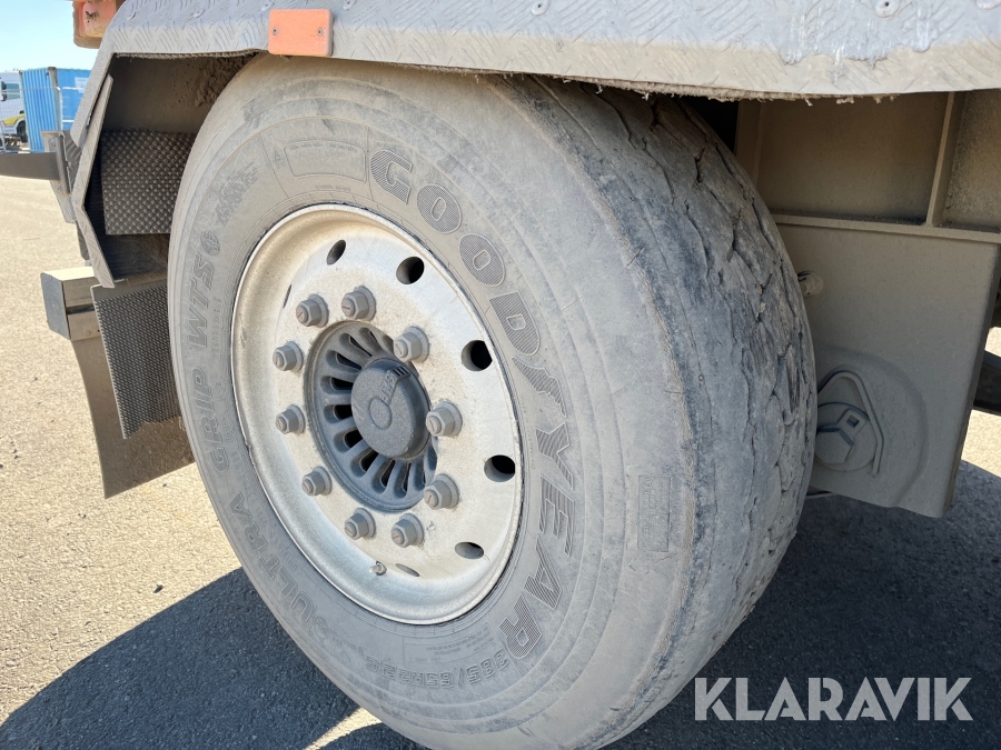 Tippsläp Istrail 3-axlad Dumpervagn , Upplands Väsby, Klarav