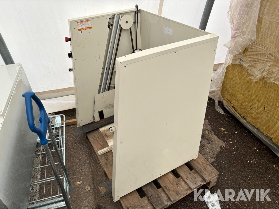 Hiss Agripo EF250-99, Karlstad, Klaravik auktioner