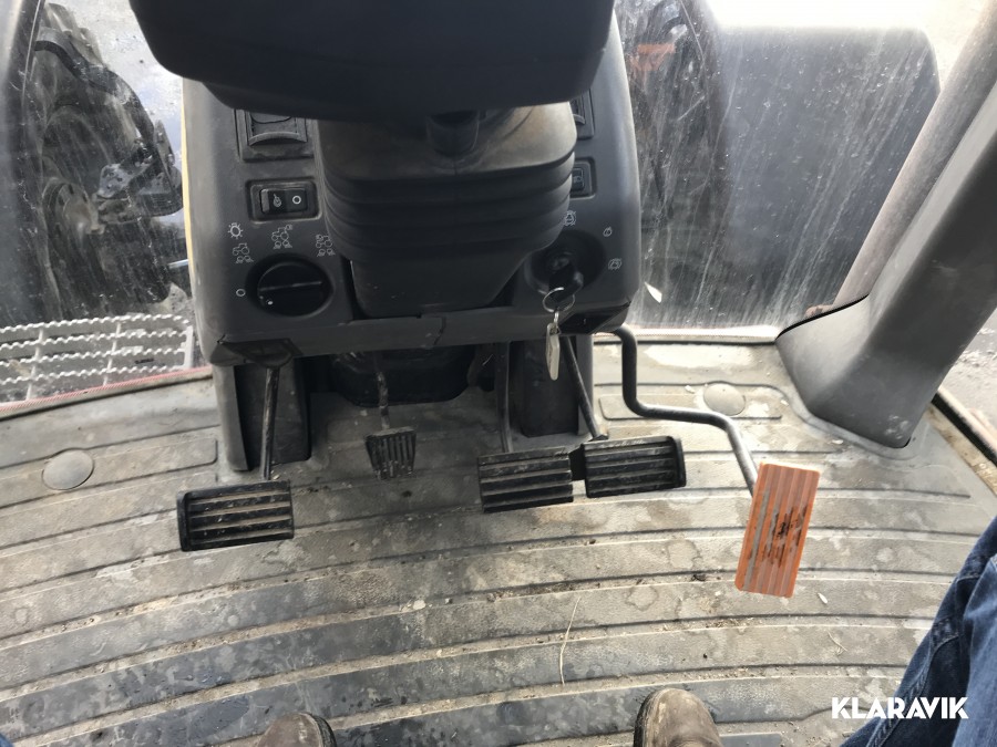 Traktor Case IH MX 2404 WD Magnum