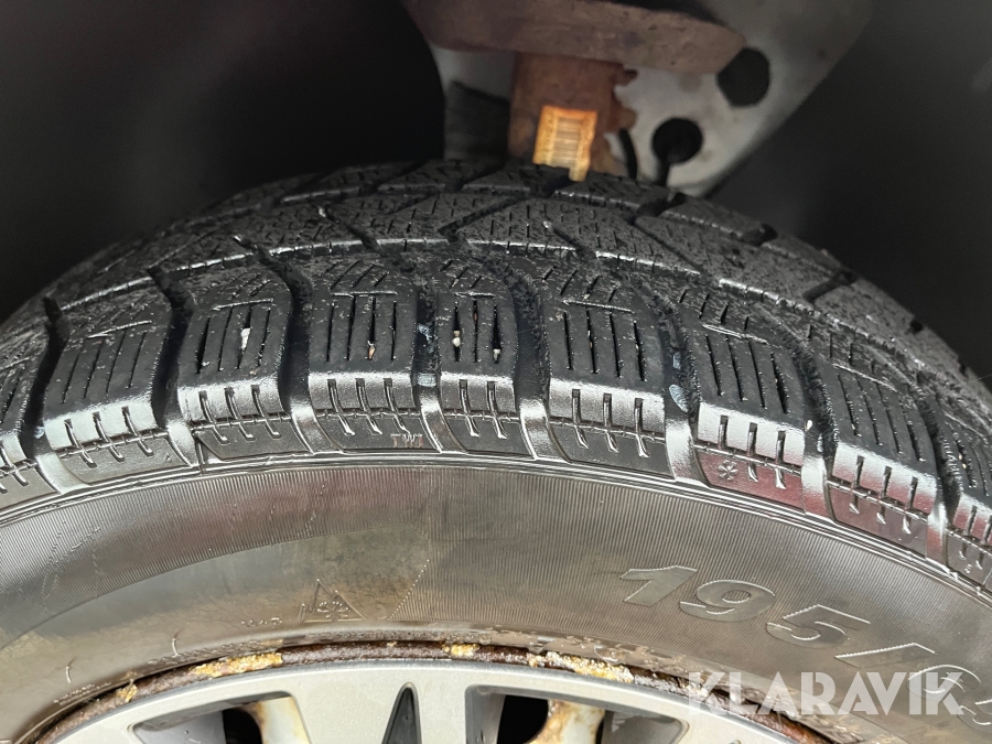 Skåpbil Volkswagen Caddy, Kungsbacka, Klaravik auktioner