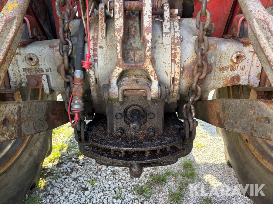 Veterantraktor Massey Ferguson 185S, Gotland, Klaravik aukti