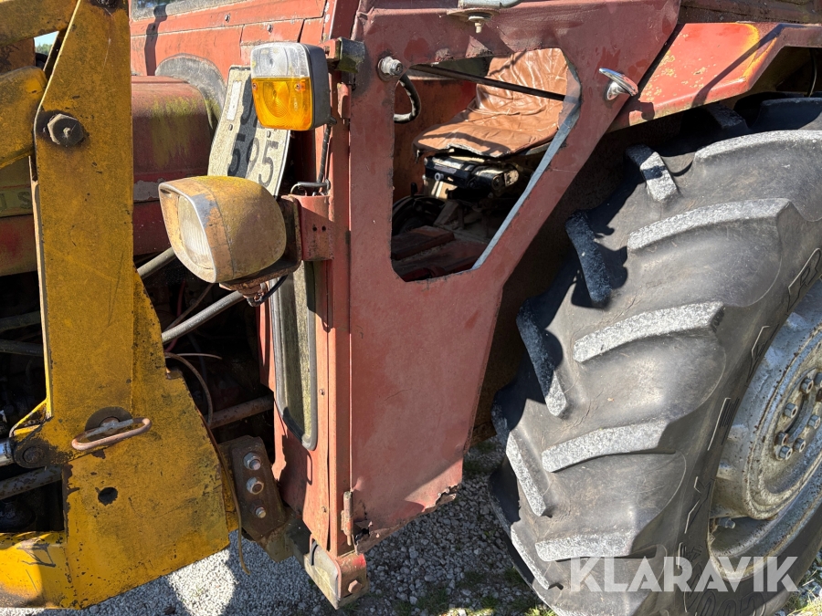 Veterantraktor Massey Ferguson 185S, Gotland, Klaravik aukti