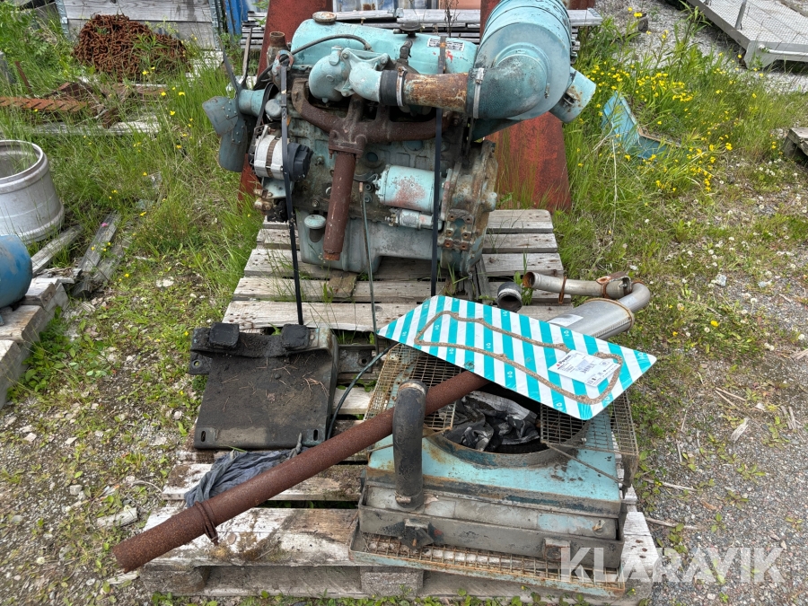 Marinmotor Ford 2722E, Smedjebacken, Klaravik auktioner