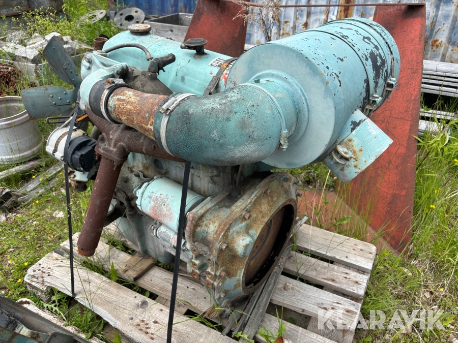 Marinmotor Ford 2722E, Smedjebacken, Klaravik auktioner