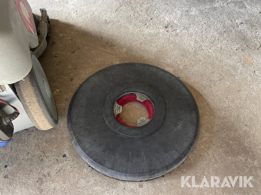 Skurmaskin Comax Vispa 35B, Sölvesborg, Klaravik auktioner