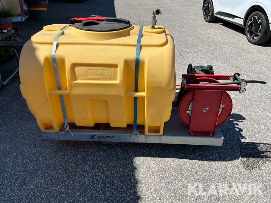 Vattentank med bensindriven pump K-vagnen, Örebro, Klaravik