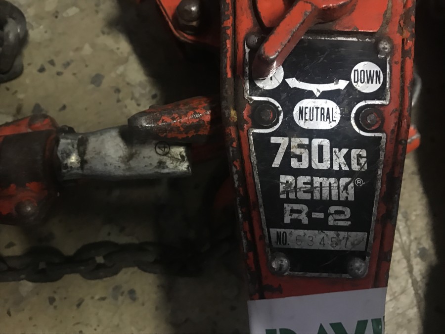 Klaravik Auktioner | 7st Spakblock 500-1500kg
