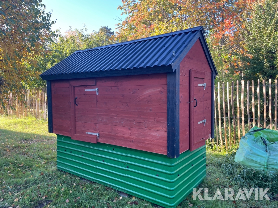 Invallning farmartank, Ekerö, Klaravik auktioner