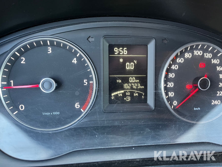 Pickup Volkswagen Transporter T5 2.0 TDI Pickup (102hk), Sal