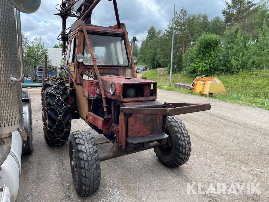 Traktor med Timmervagn Massey Ferguson 165, Eda, Klaravik au