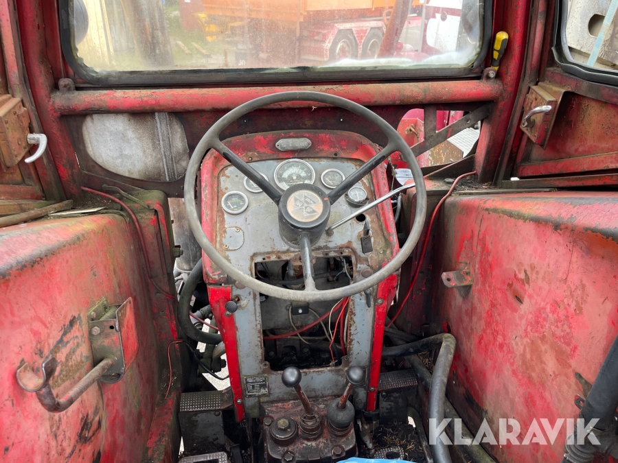 Traktor med Timmervagn Massey Ferguson 165, Eda, Klaravik au