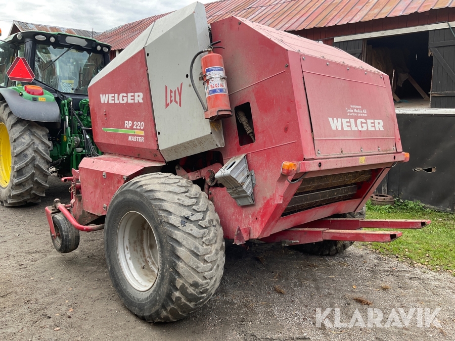 Rundbalspress Welger RP 220 master, Söderhamn, Klaravik auk